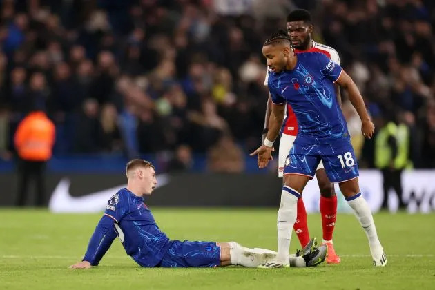 Palmer Sacrificed: Chelsea Star Hooked After 20 Minutes in Old Trafford ...
