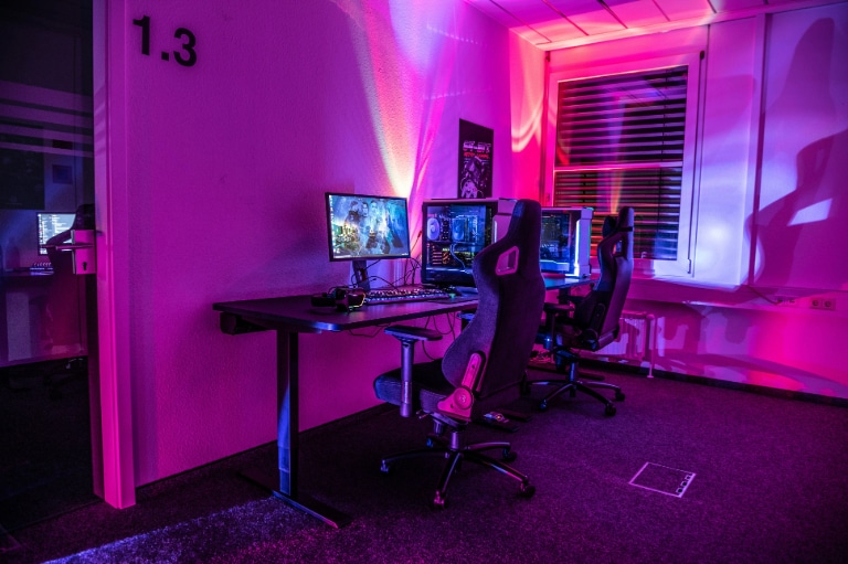 The Gauntlet: CS2 Prodigy ‘nocries’ Flown to FACEIT HQ to Settle ...